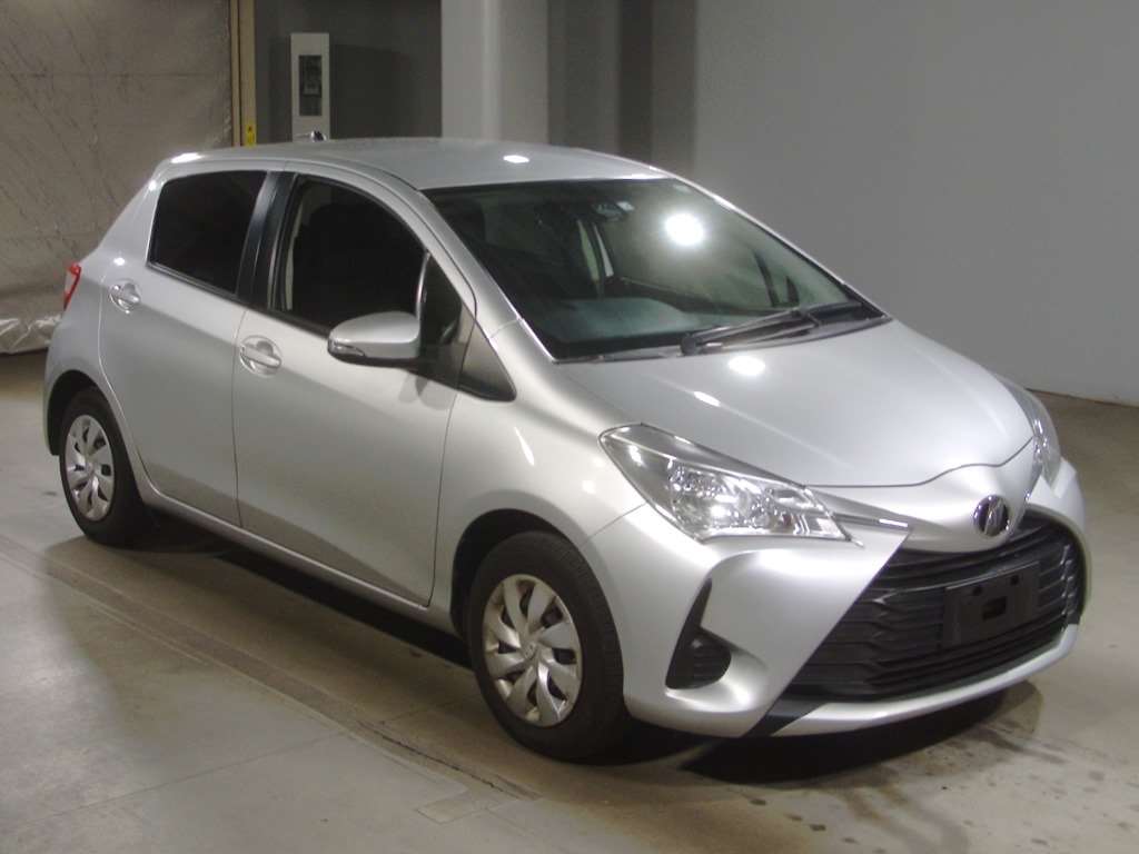 Toyota Vitz 2019, NAVY BLUE, 990cc - Autocraft Japan