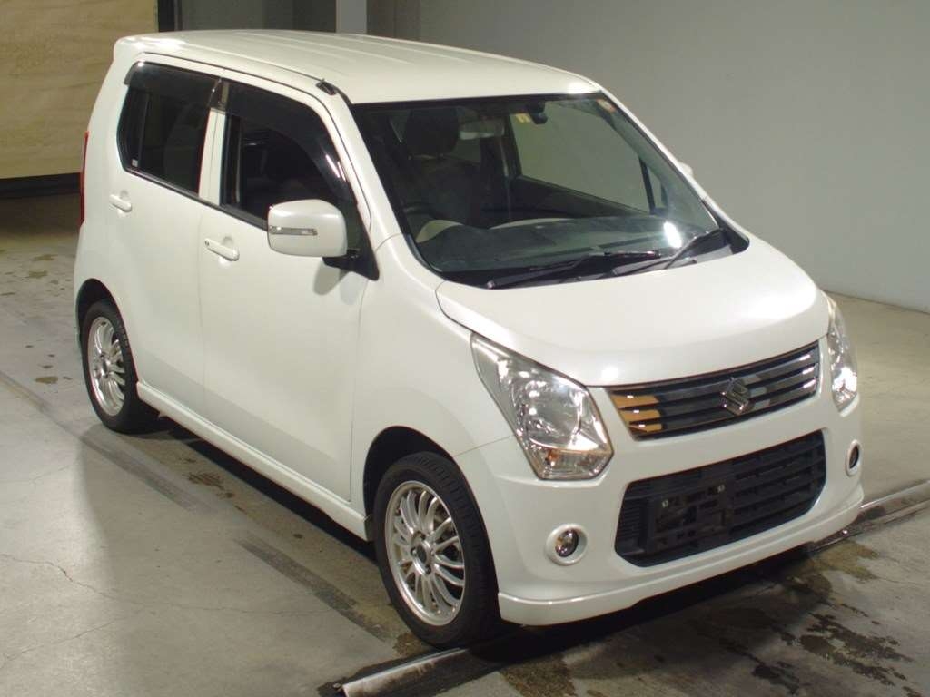 Suzuki Wagon R 2014, PEARL WHITE - Karmen Ltd