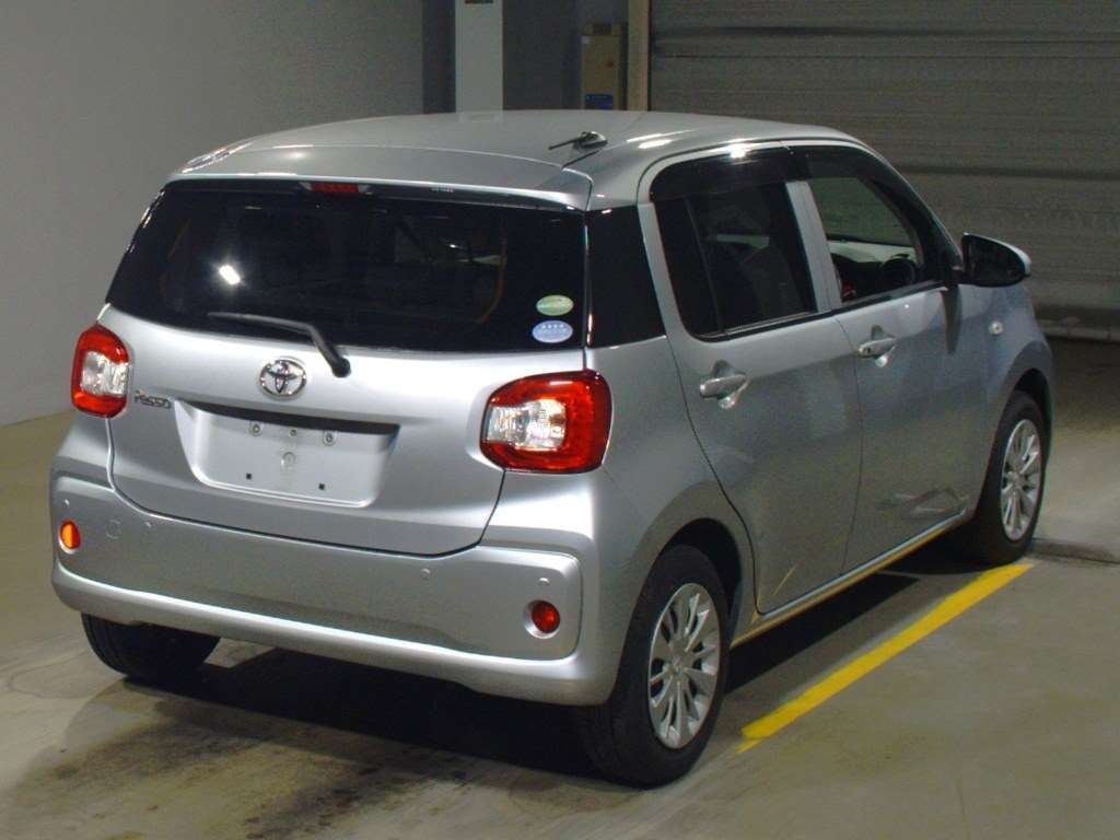 Toyota Passo 2019, SILVER, 1000cc - Karmen Ltd